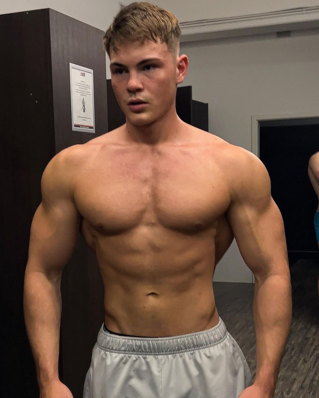 Tobi Aesthetics: Zieht durch Freunde! – Any Gains