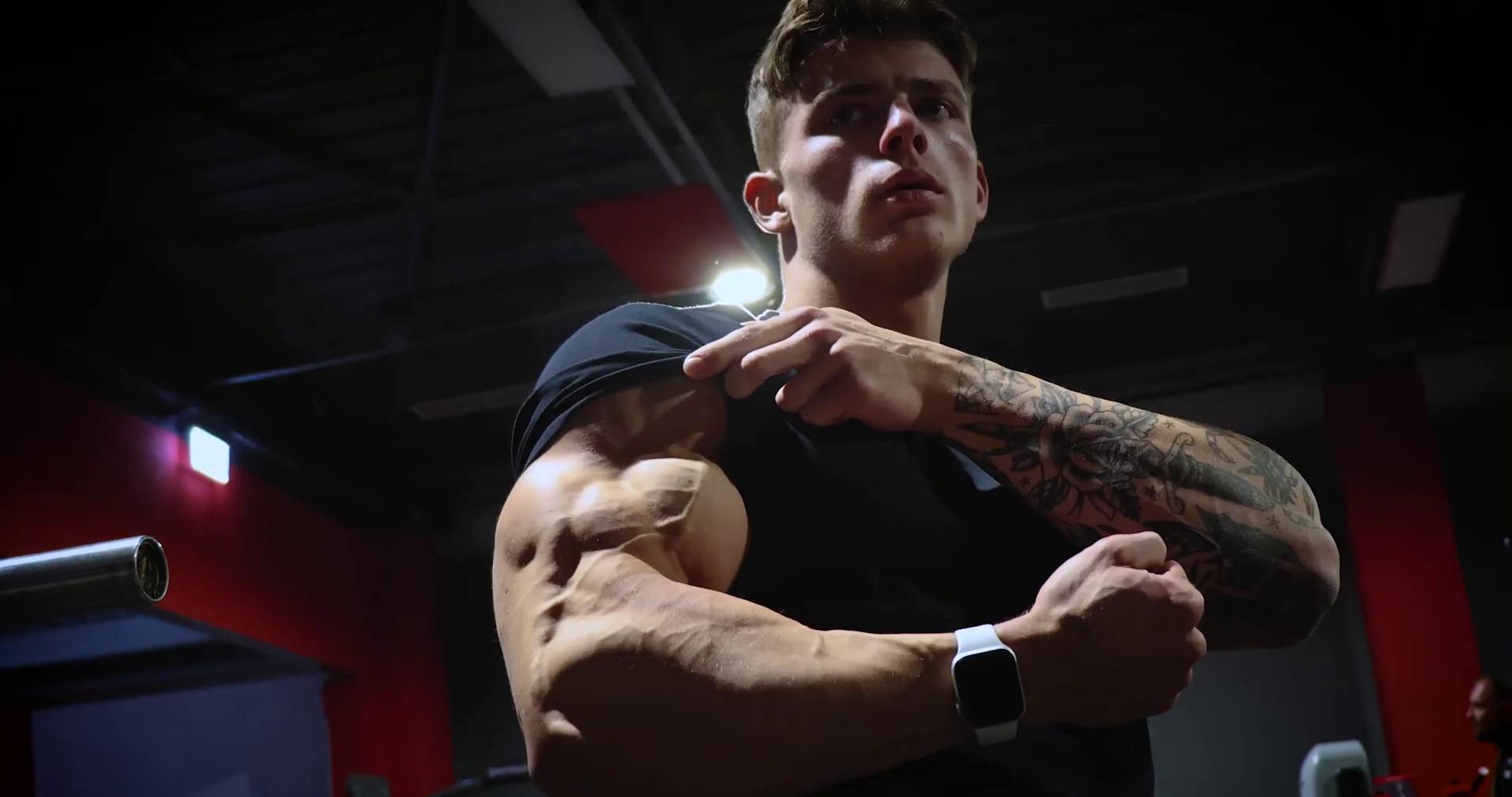Oliver Procházka: The Classic Physique – Any Gains